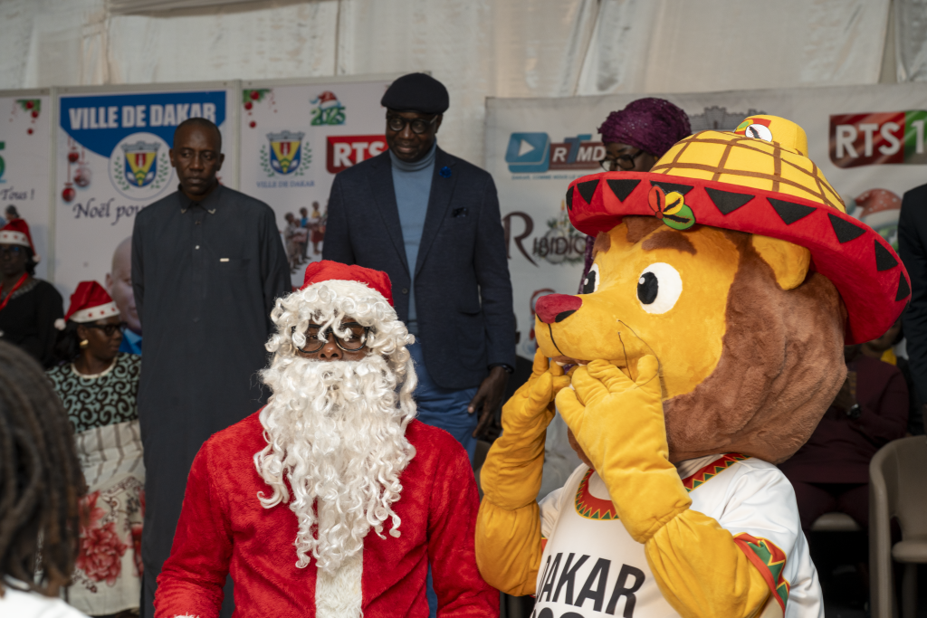 AYO passe Noël avec des enfants dakarois – Jeux olympiques de la jeunesse